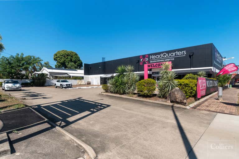 176 Charters Towers Road, Hermit Park, QLD 4812 - Showroom & Large ...
