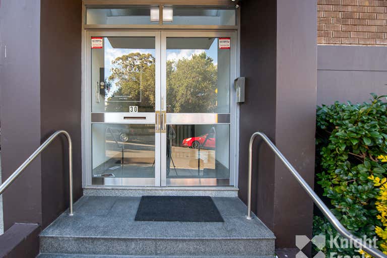 Leased Showroom & Large Format Retail at 30 Gordon Street, Rozelle, NSW ...